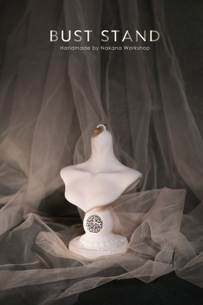 1/4 Bust Stand (Classic) – Nakana Workshop